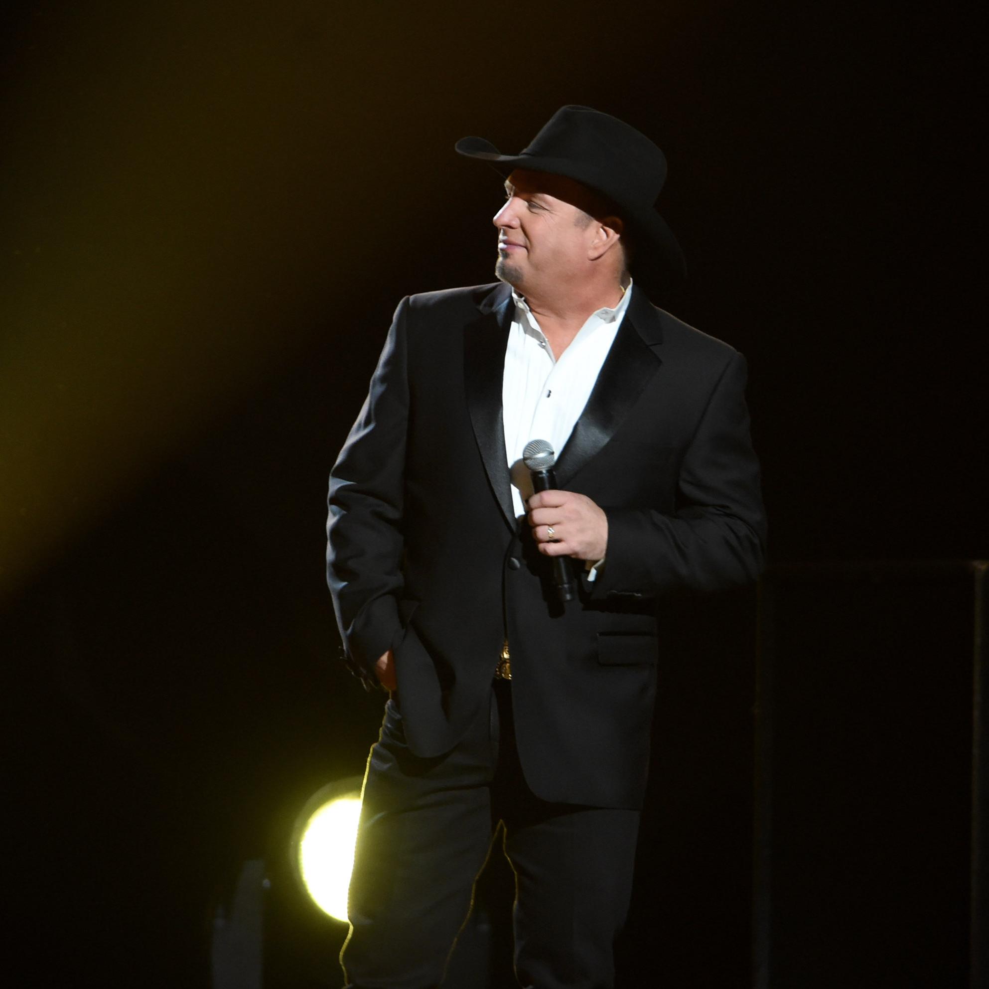 Garth Brooks Tickets Sat, Jul 6, 2024 8:00 pm at The Colosseum ...